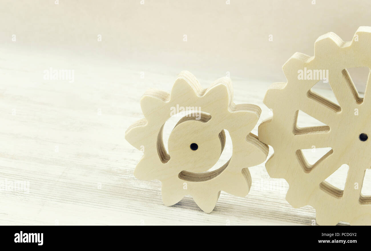 Wooden gear mechanism hi-res stock photography and images - Alamy