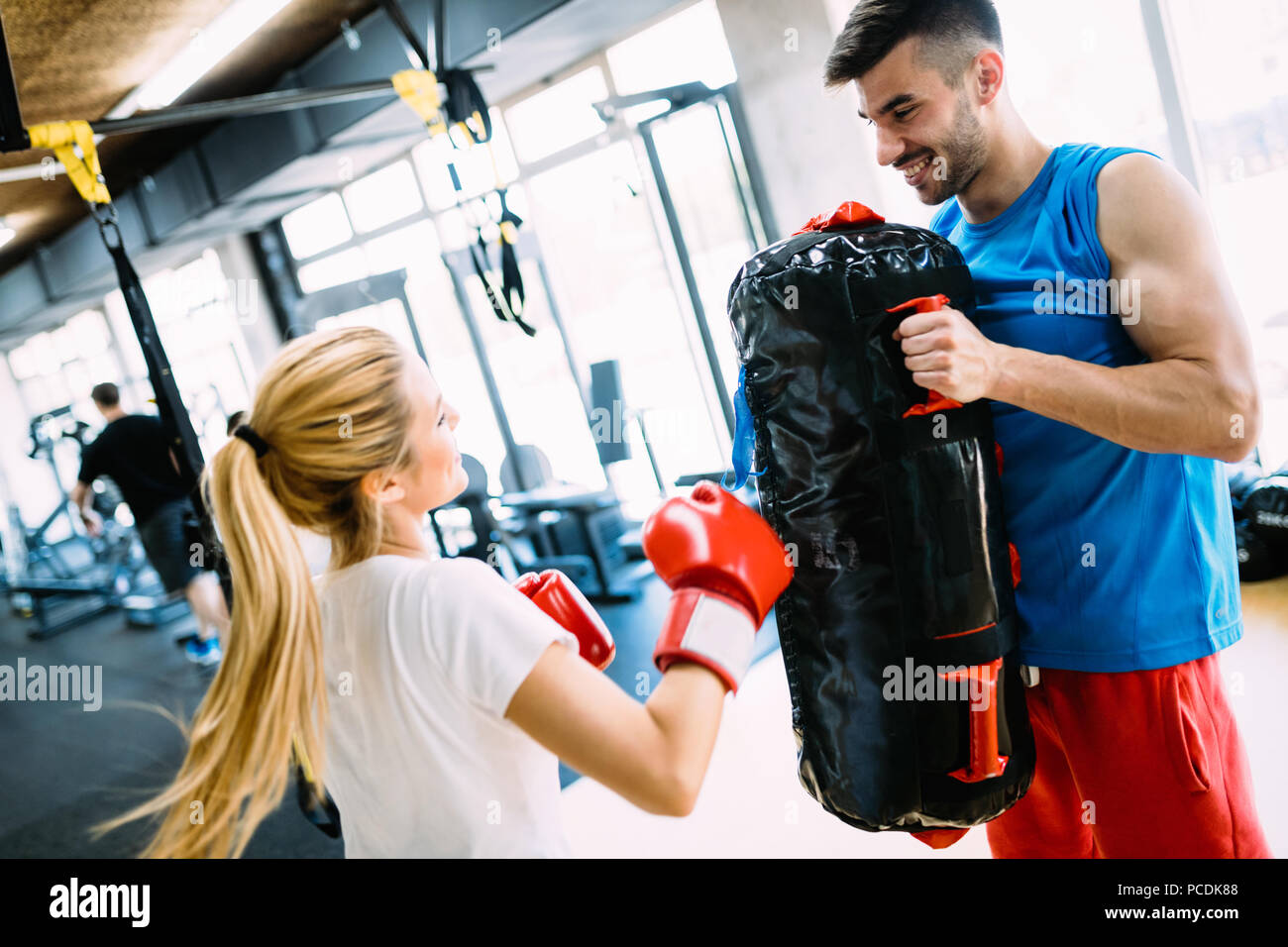 Two women boxing in ring hi-res stock photography and images - Alamy