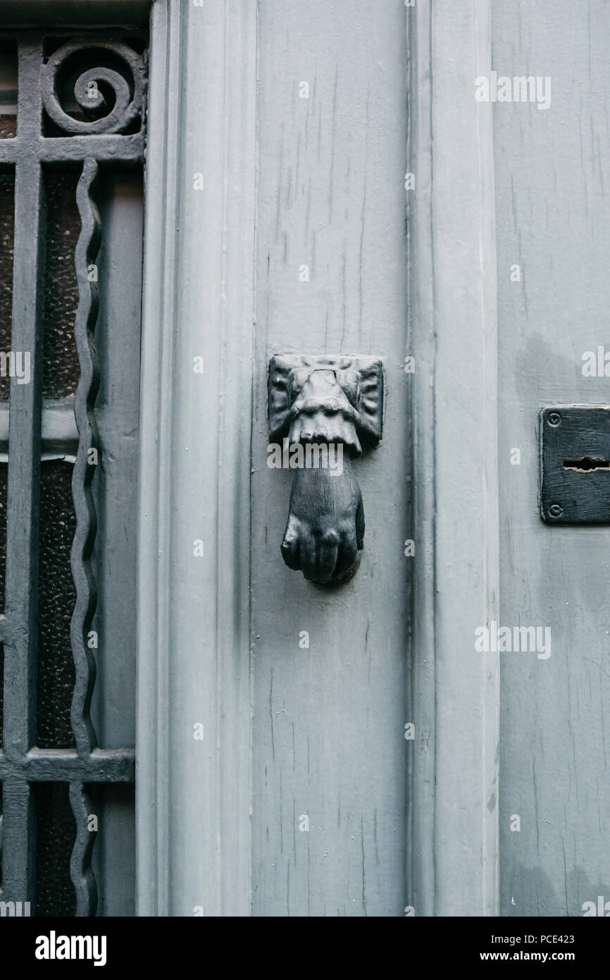 Door Knocking Stock Photos & Door Knocking Stock Images - Alamy