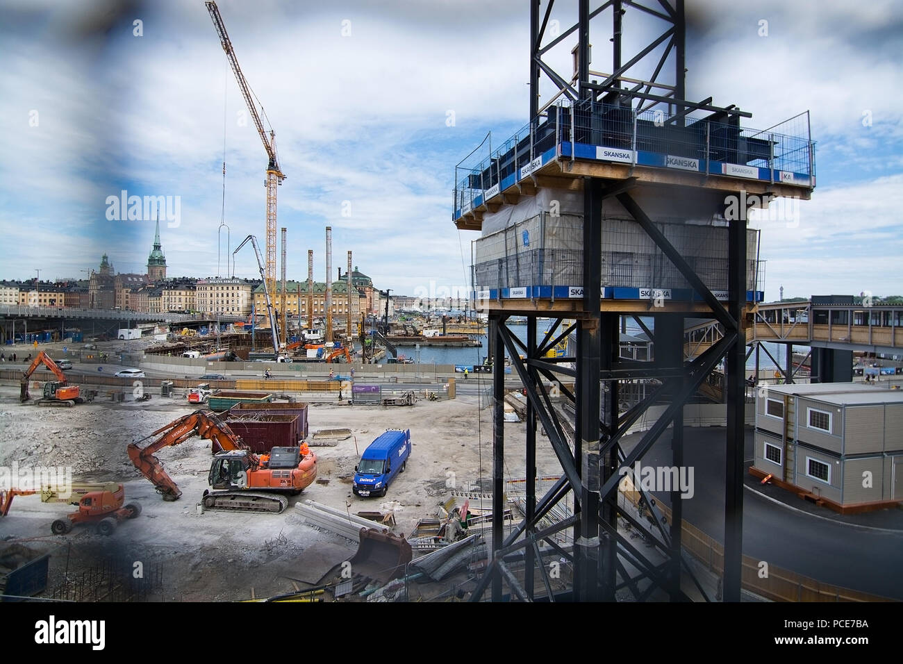 Stockholm skyline cranes hi-res stock photography and images - Alamy