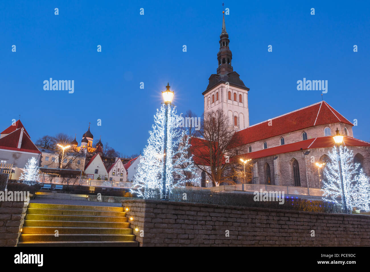 Old town tallinn night hi-res stock photography and images - Alamy