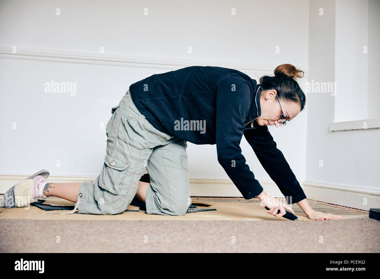 Carpet knife hi-res stock photography and images - Alamy