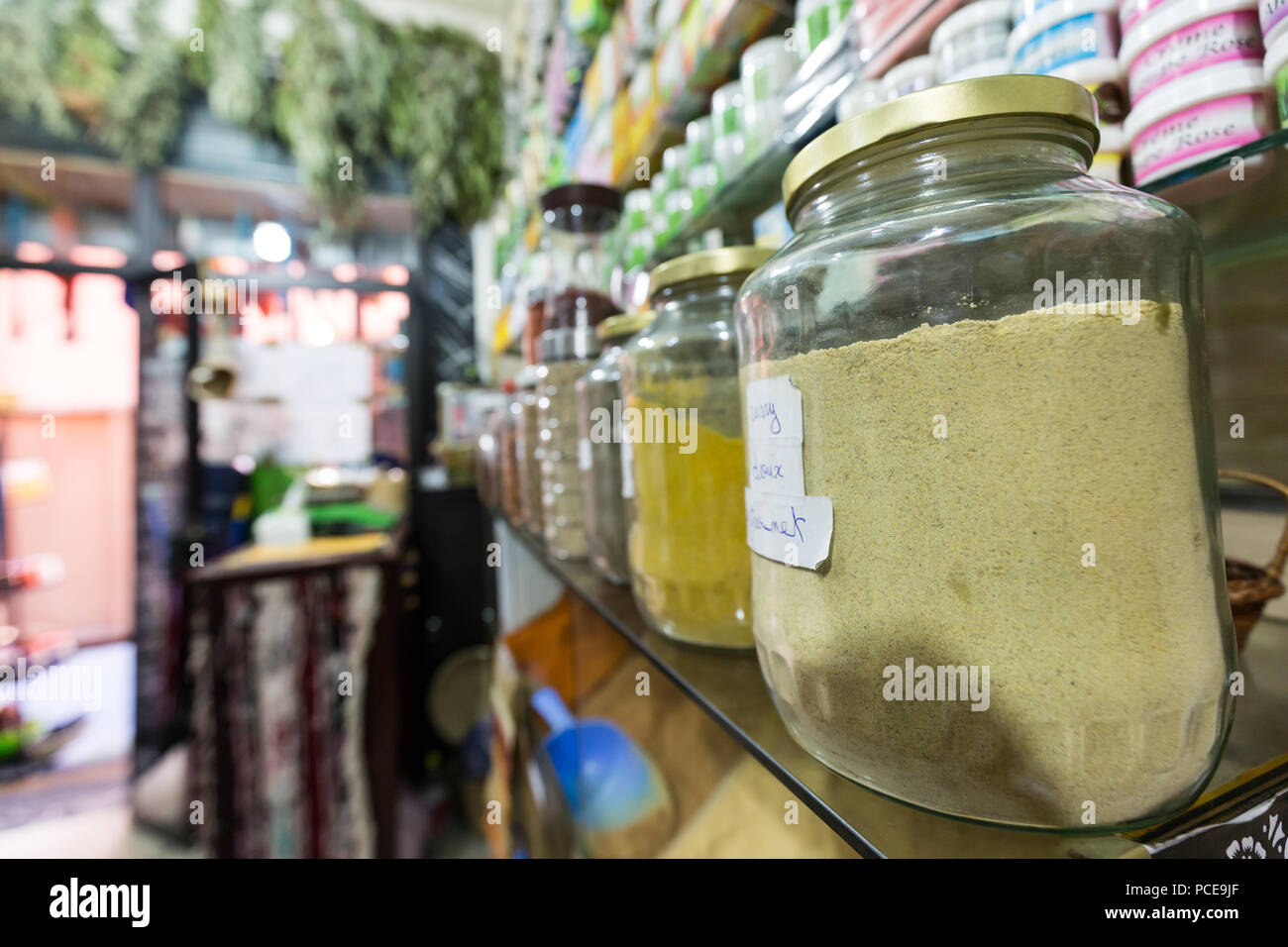 colorful spice shop in Marrakech Stock Photo - Alamy