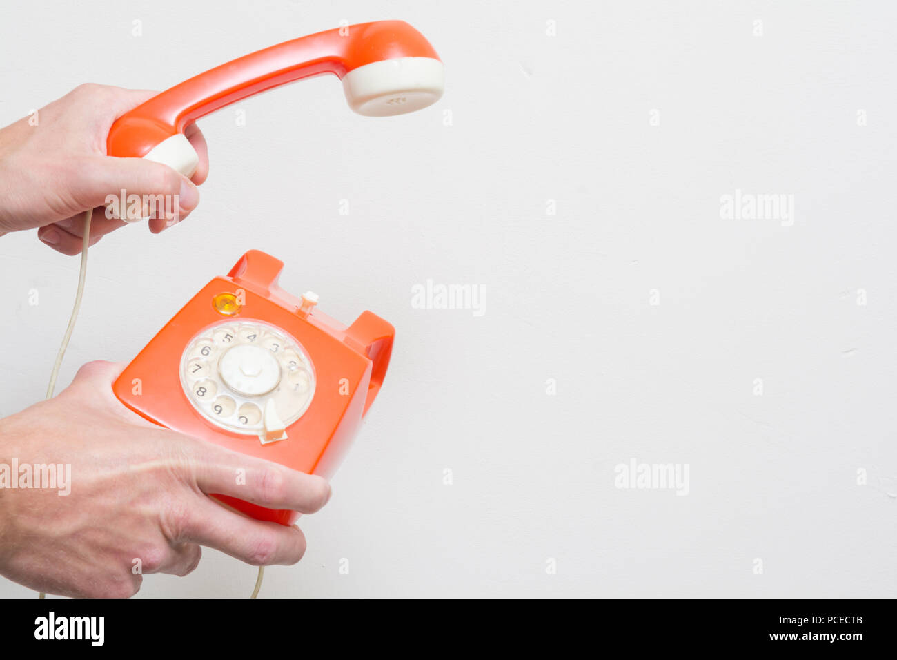 Hold holding receiver hi-res stock photography and images - Alamy