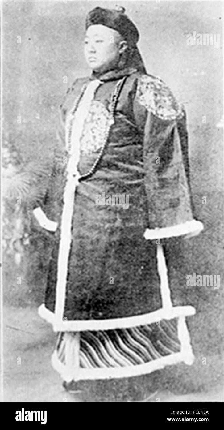 China court Black and White Stock Photos & Images - Alamy