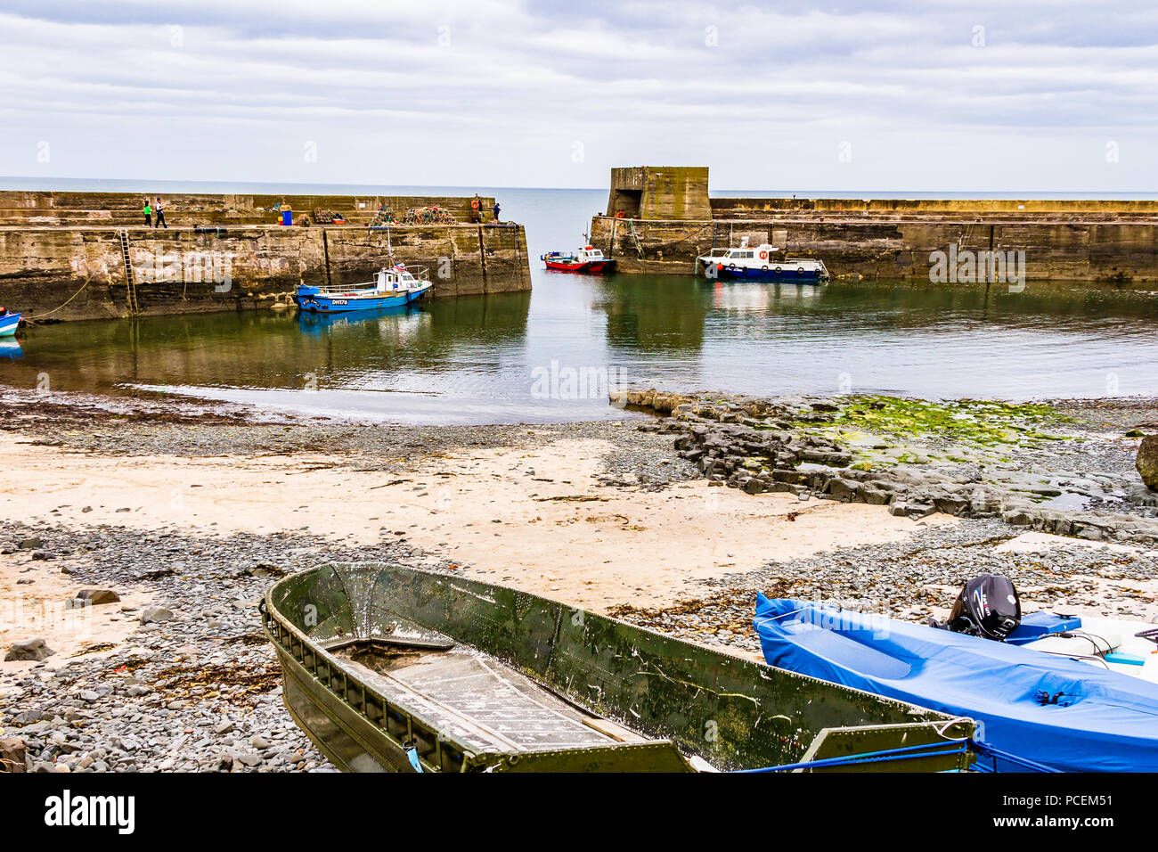 Craster harbour hi-res stock photography and images - Alamy