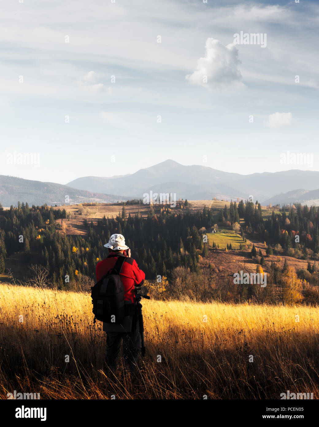 Autumn photographer hi-res stock photography and images - Alamy