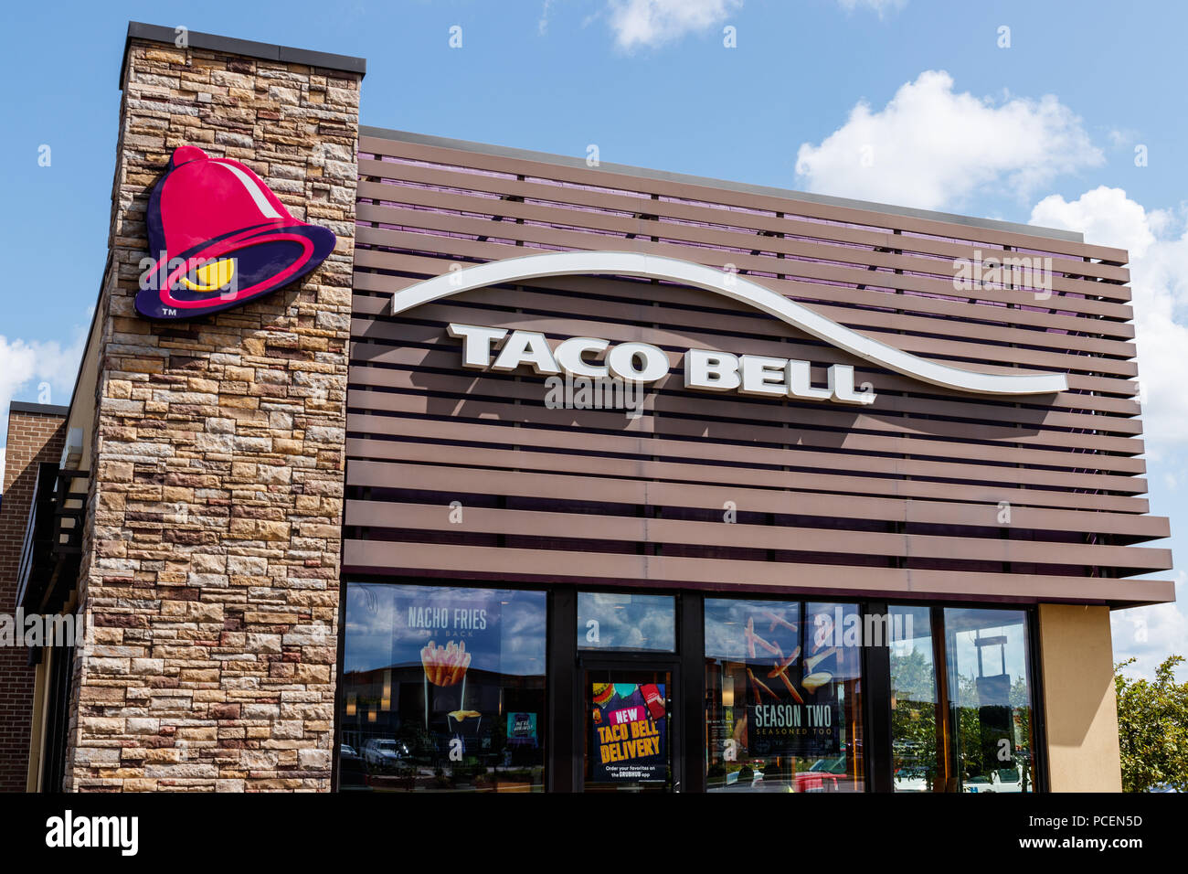 Gordita taco bell hi-res stock photography and images - Alamy