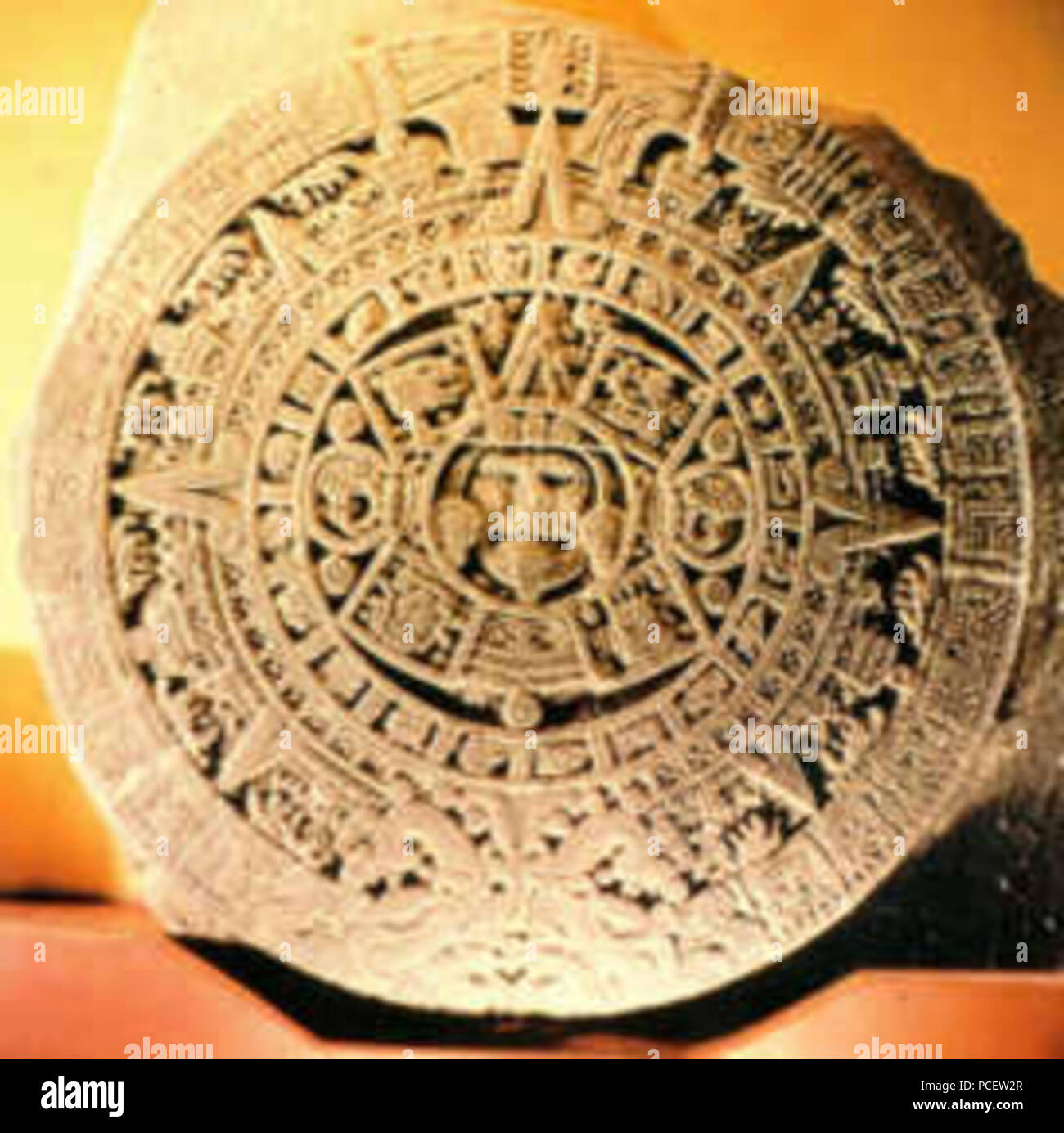 Calendario azteca hi-res stock photography and images - Alamy