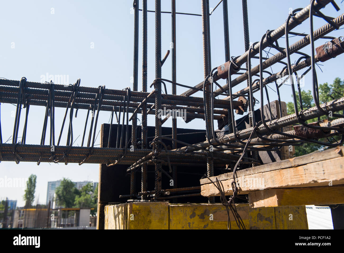 Building reinforcement reinforcing rods reinforced concrete formwork hi ...