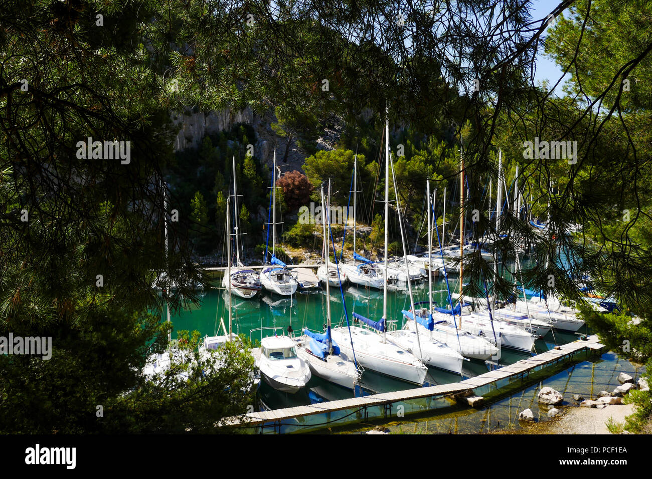 Calanque de Port Pin - Port Pin creek, Cassis, Bouches-du-Rhône, France ...