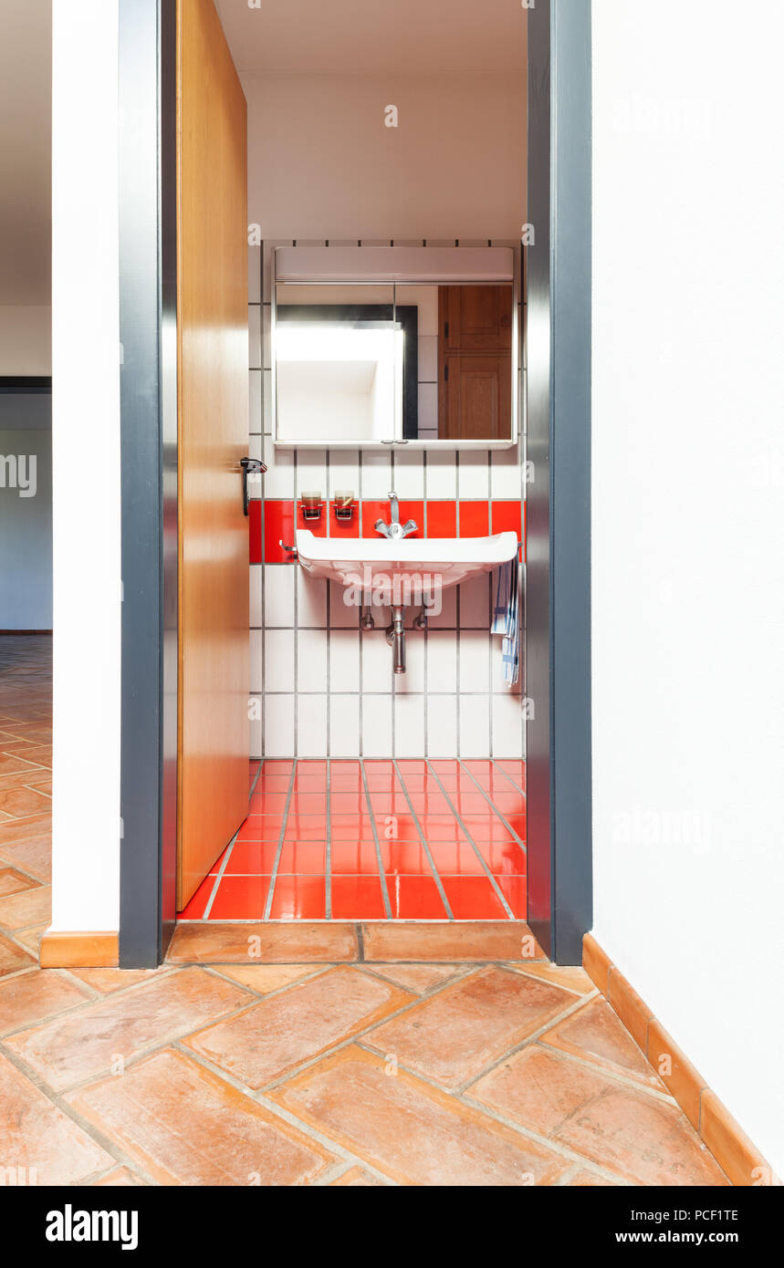 Restroom entrance view hi-res stock photography and images - Alamy