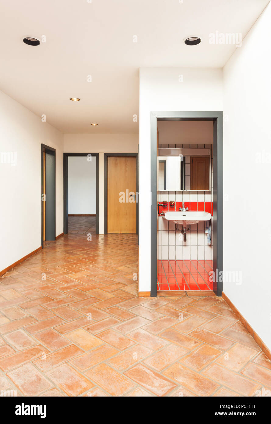 Restroom entrance view hi-res stock photography and images - Alamy