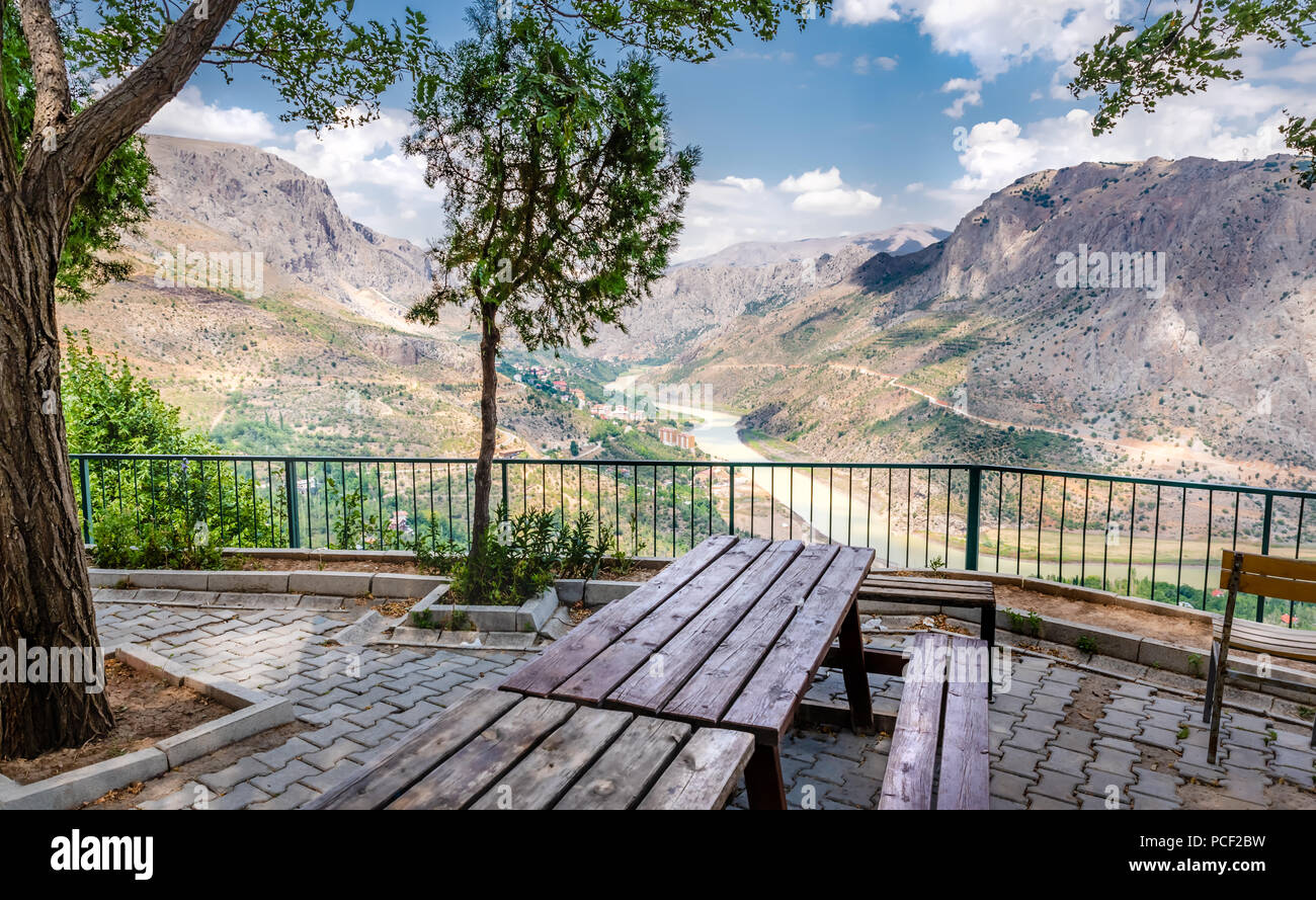 Egin bench hi-res stock photography and images - Alamy