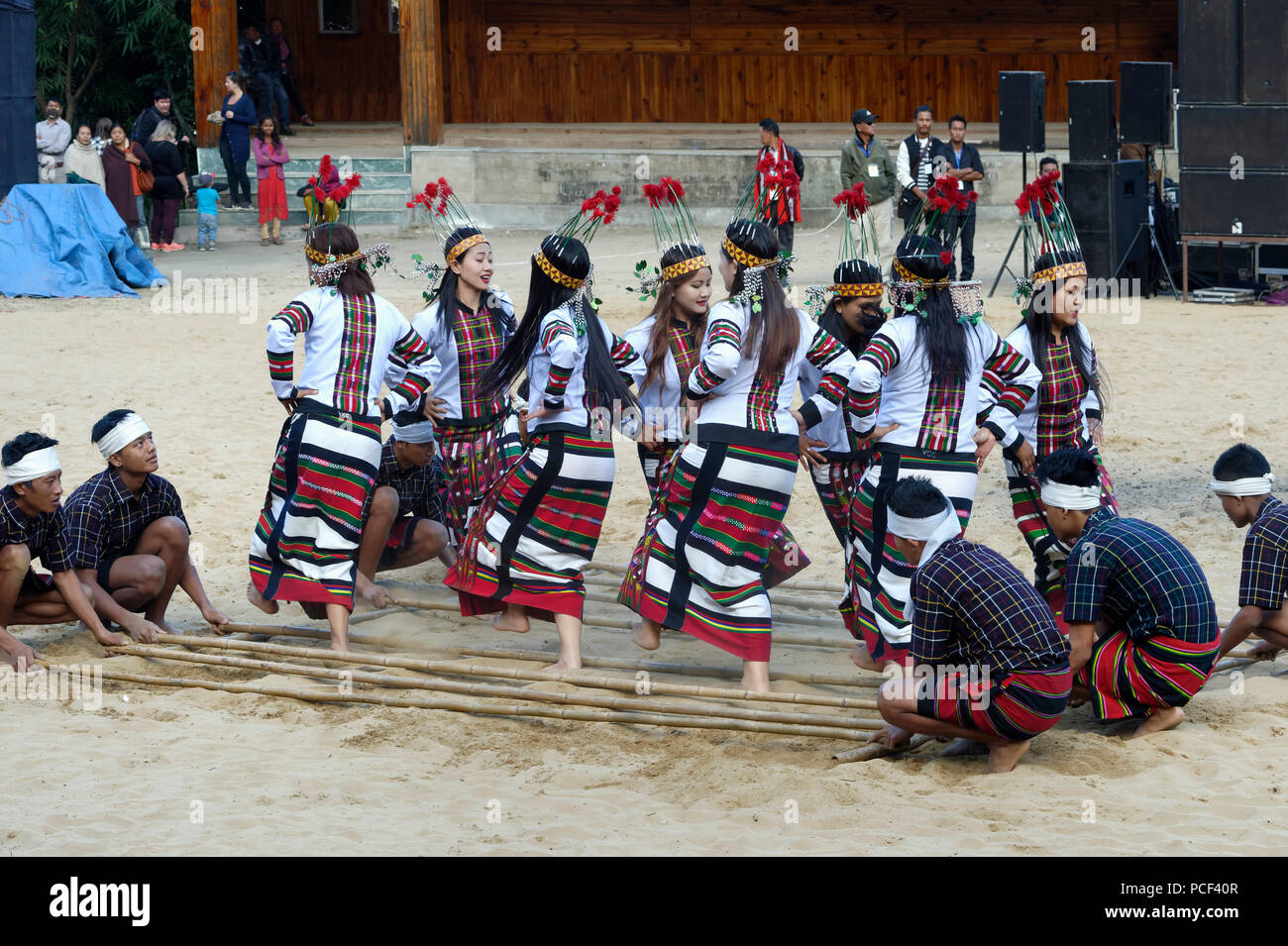 Tribal ritual hi-res stock photography and images - Alamy