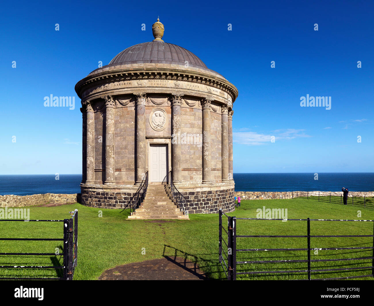 Mussenden temple on the edge of cliffs at Downhill Stock Photo - Alamy