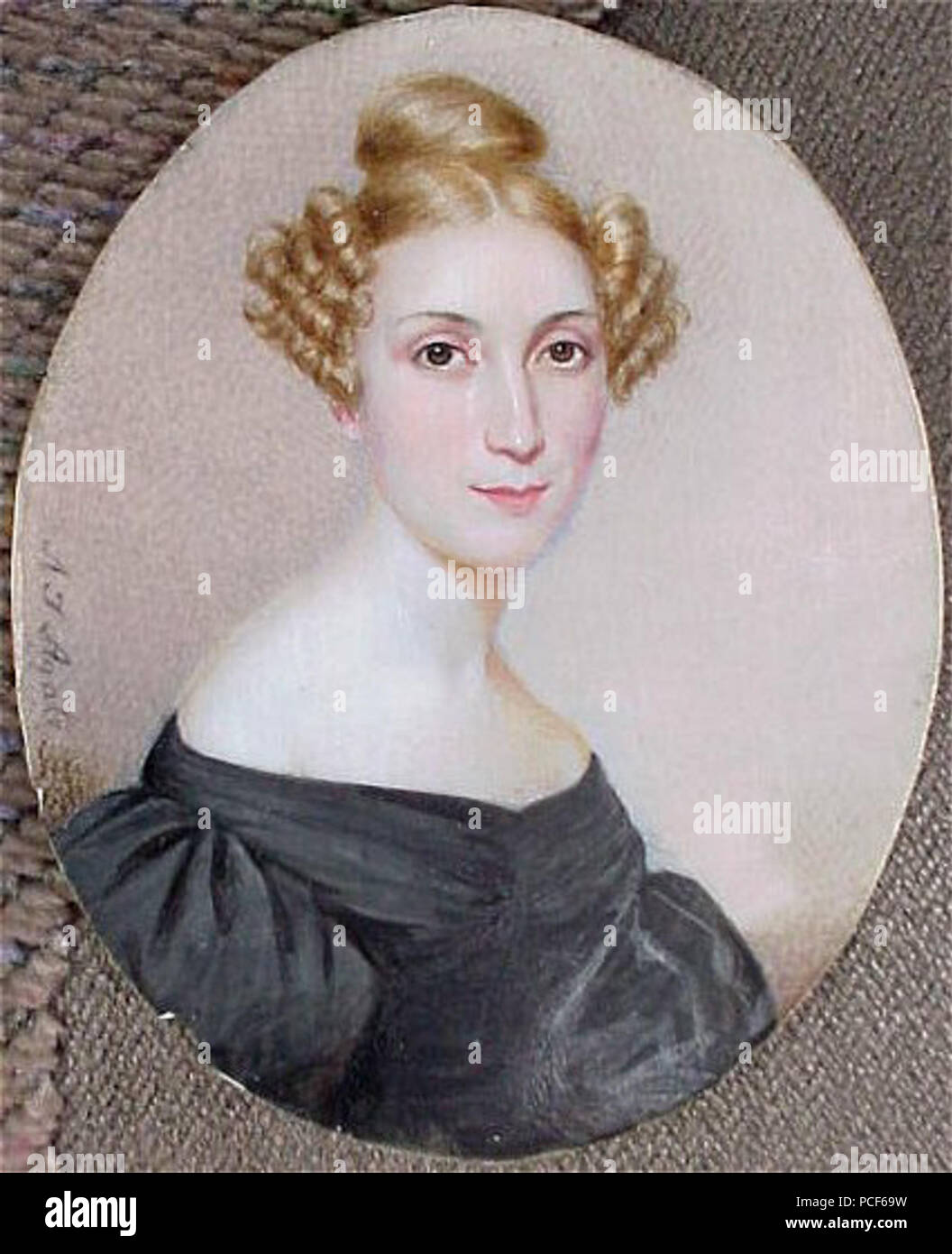 38 Alfred Thomas Agate's portrait miniature of a lady Stock Photo - Alamy