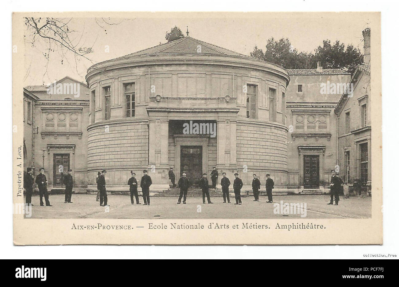 42 Amphithéâtre ENSAM - Aix-en-Provence Stock Photo - Alamy