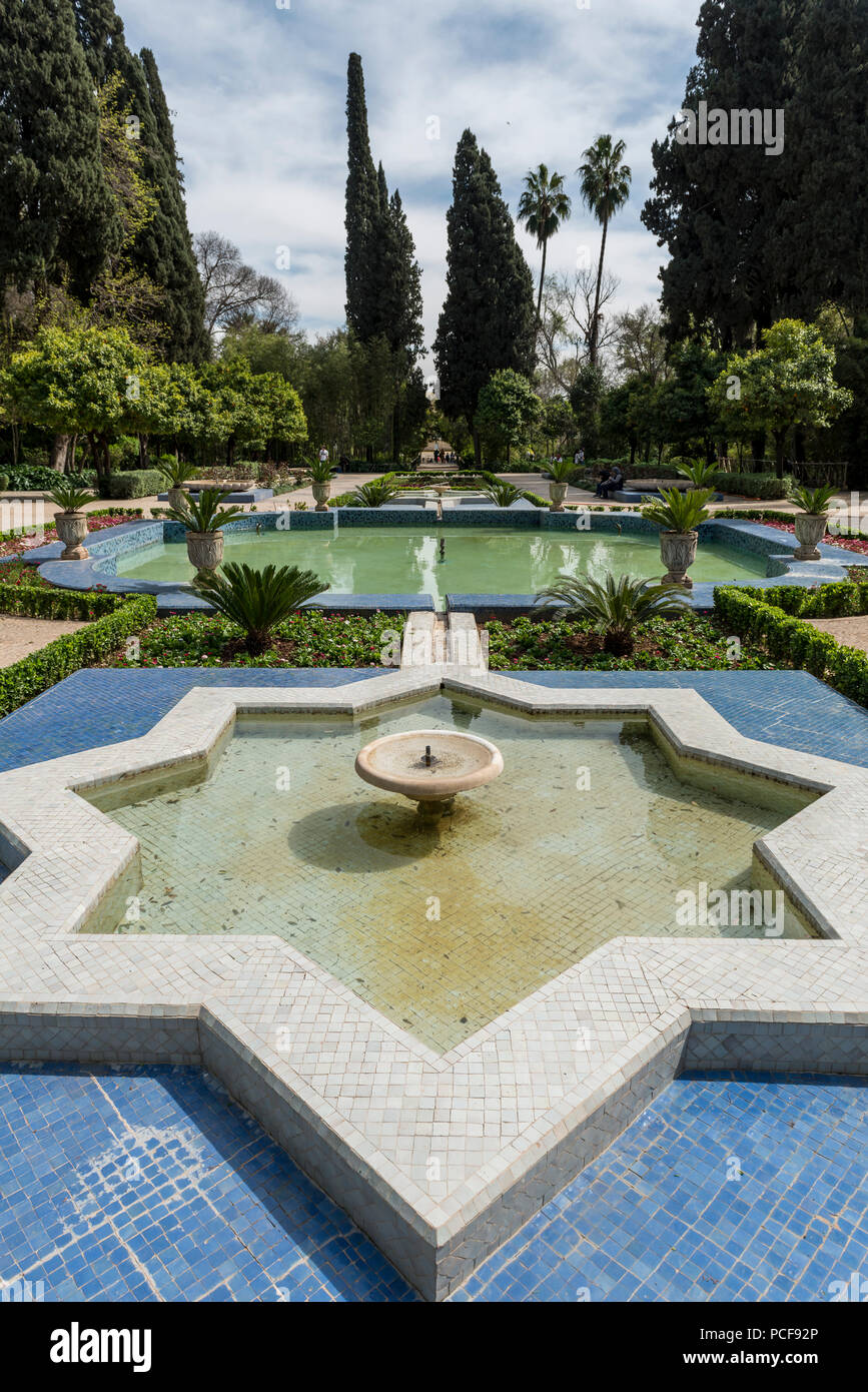 Fez morocco jnan sbil hi-res stock photography and images - Alamy