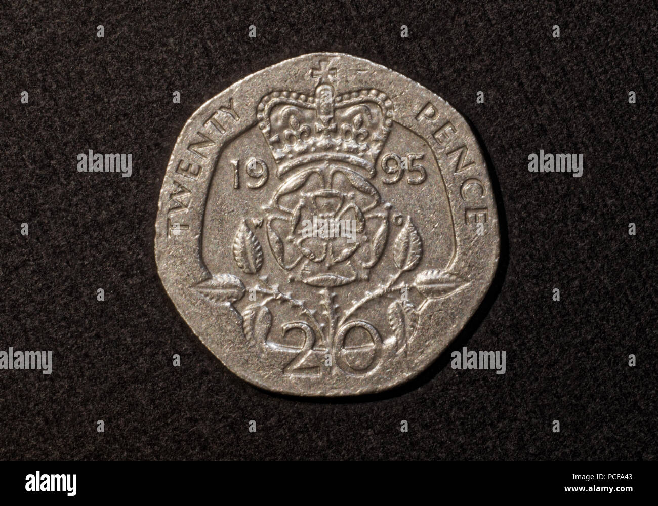 20 pence elizabeth ii hi-res stock photography and images - Alamy
