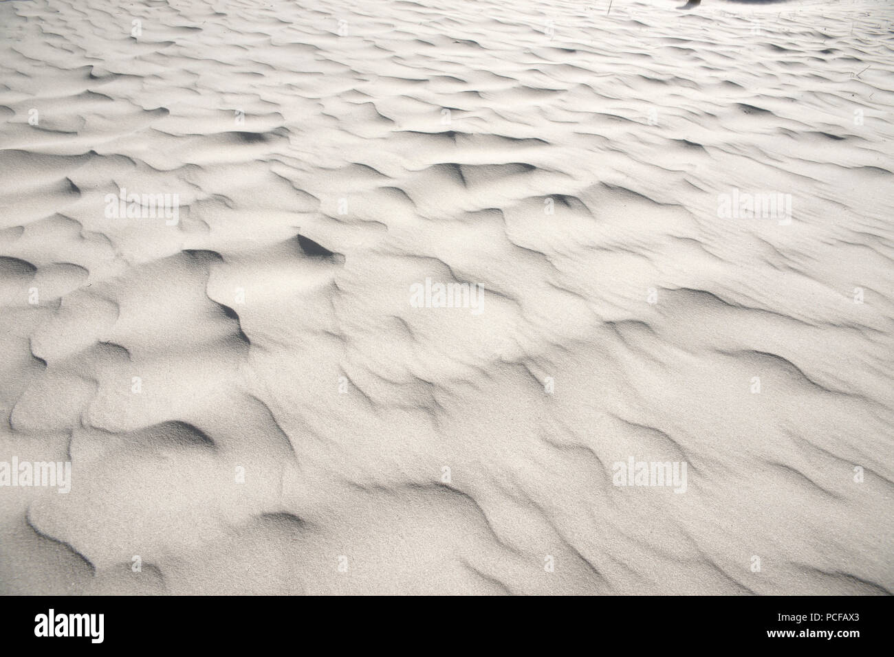 Bright sand beach hi-res stock photography and images - Alamy