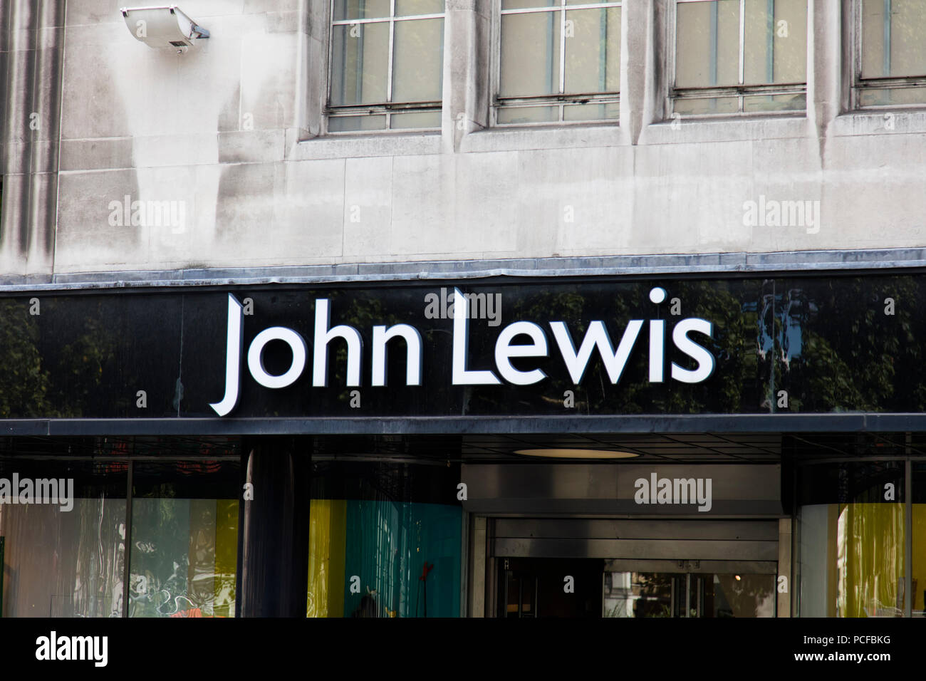 LONDON, UK - JULY 31th 2018: John Lewis department store shop front on ...