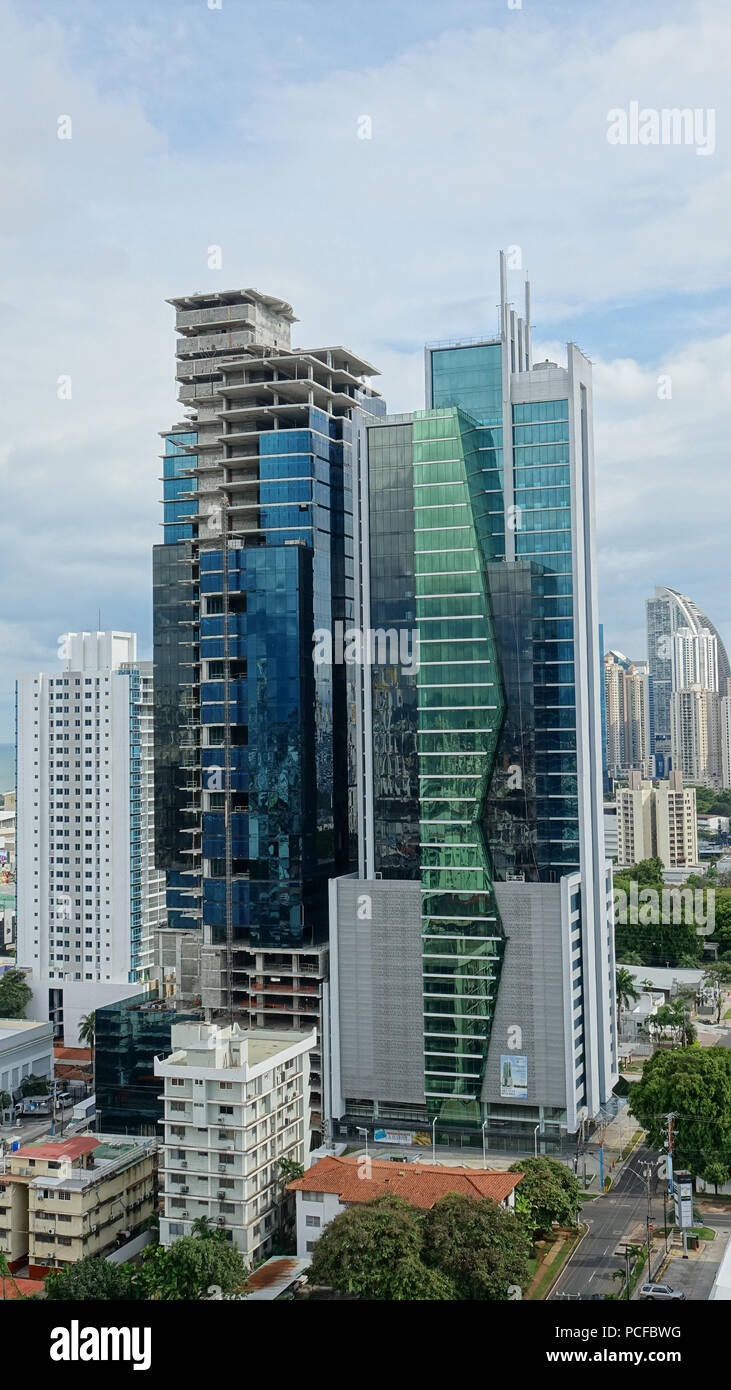Huge high apartments in skyscrapers hi-res stock photography and images ...