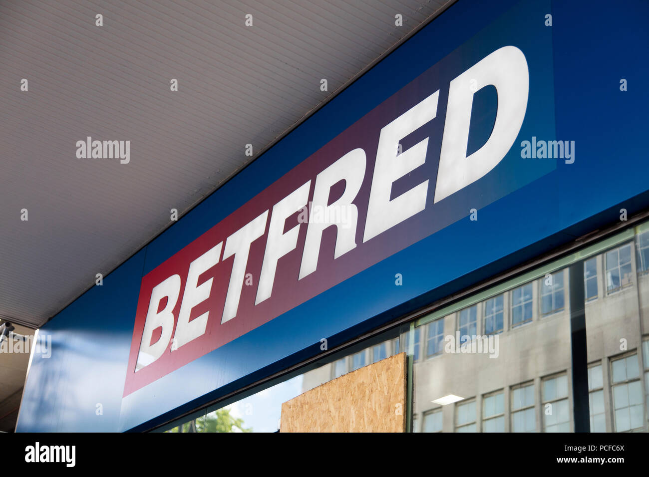 Betfred logo hi-res stock photography and images - Alamy
