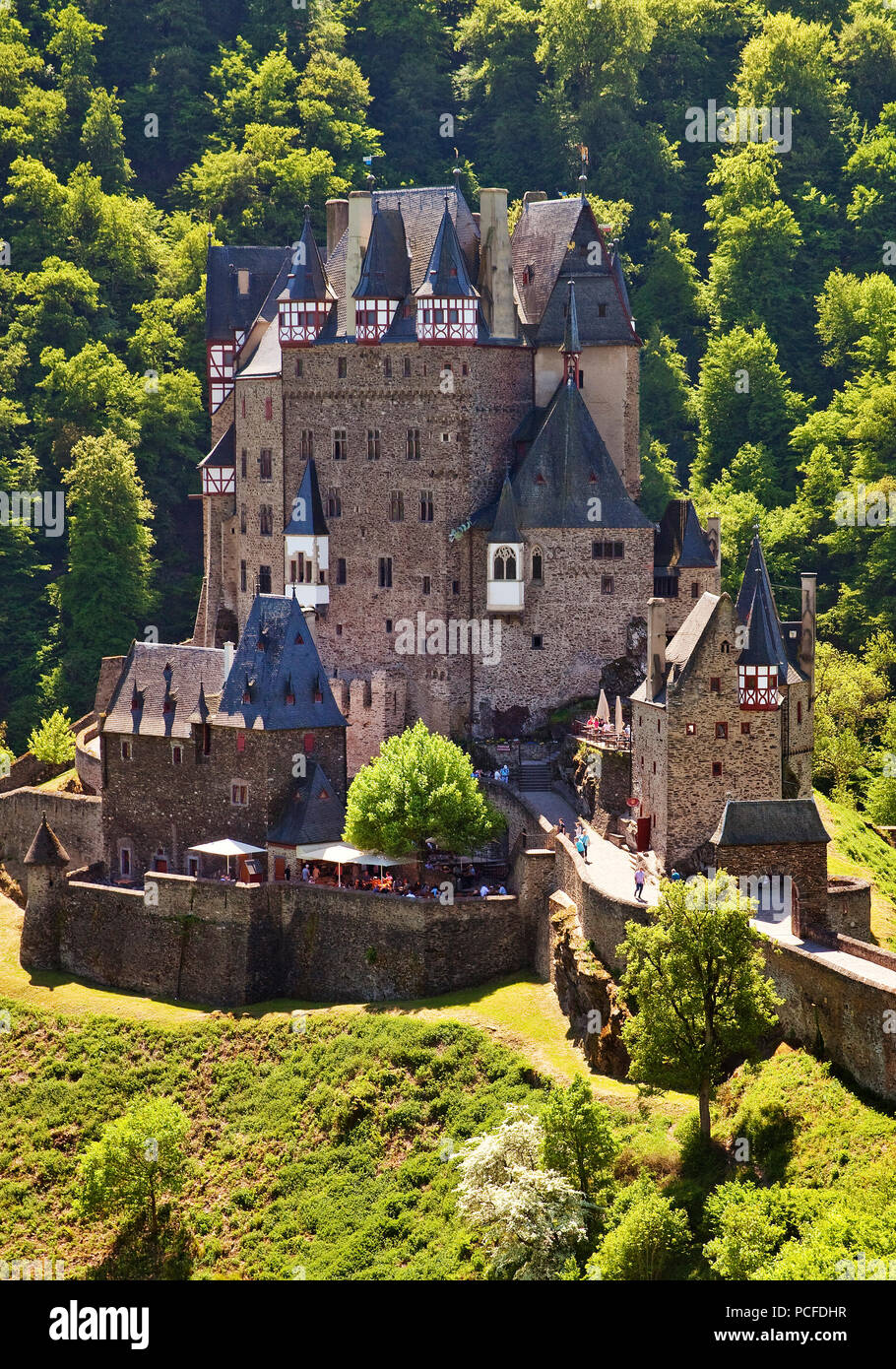 Eltz castle (wierschem, germany) hi-res stock photography and images ...