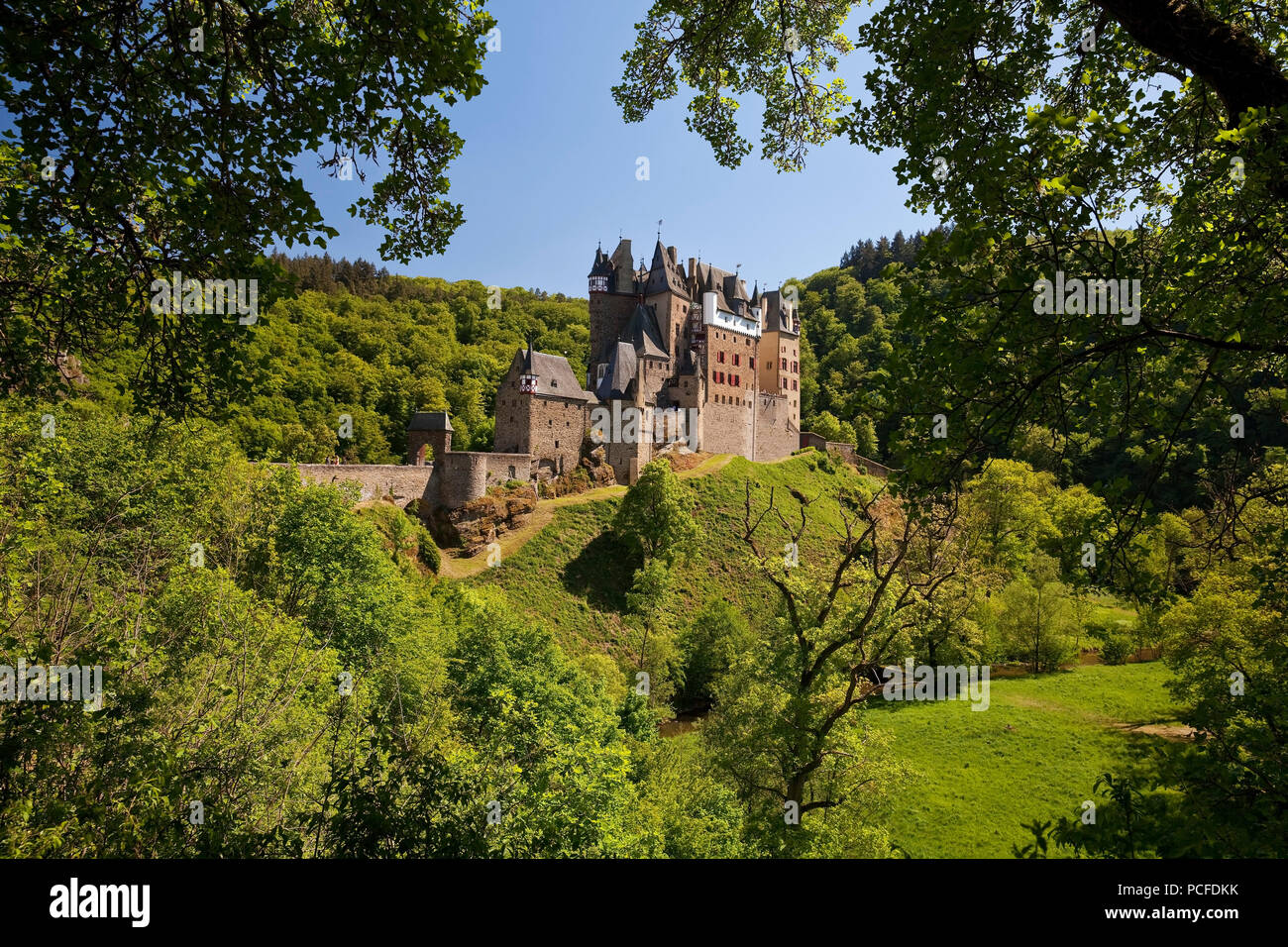 Eltz castle (wierschem, germany) hi-res stock photography and images ...