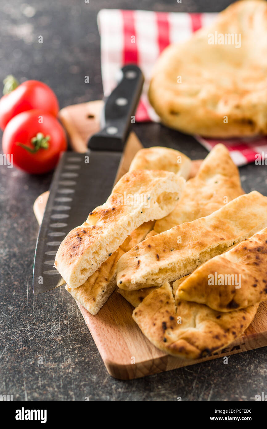 Indian nan flat bread hi-res stock photography and images - Alamy