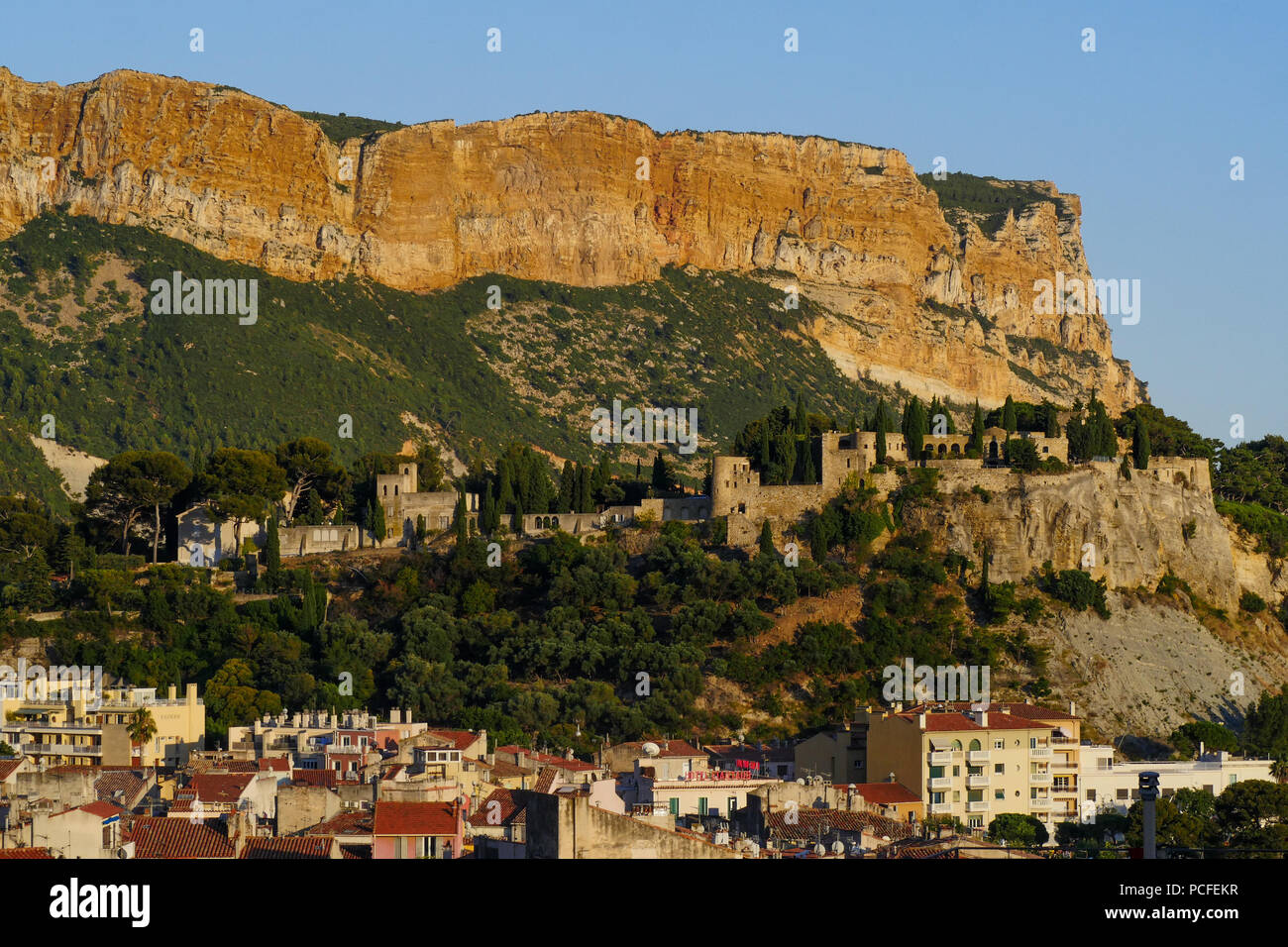 Castle and Canaille Cape, Cassis, Bouches-du-Rhône, France Stock Photo ...