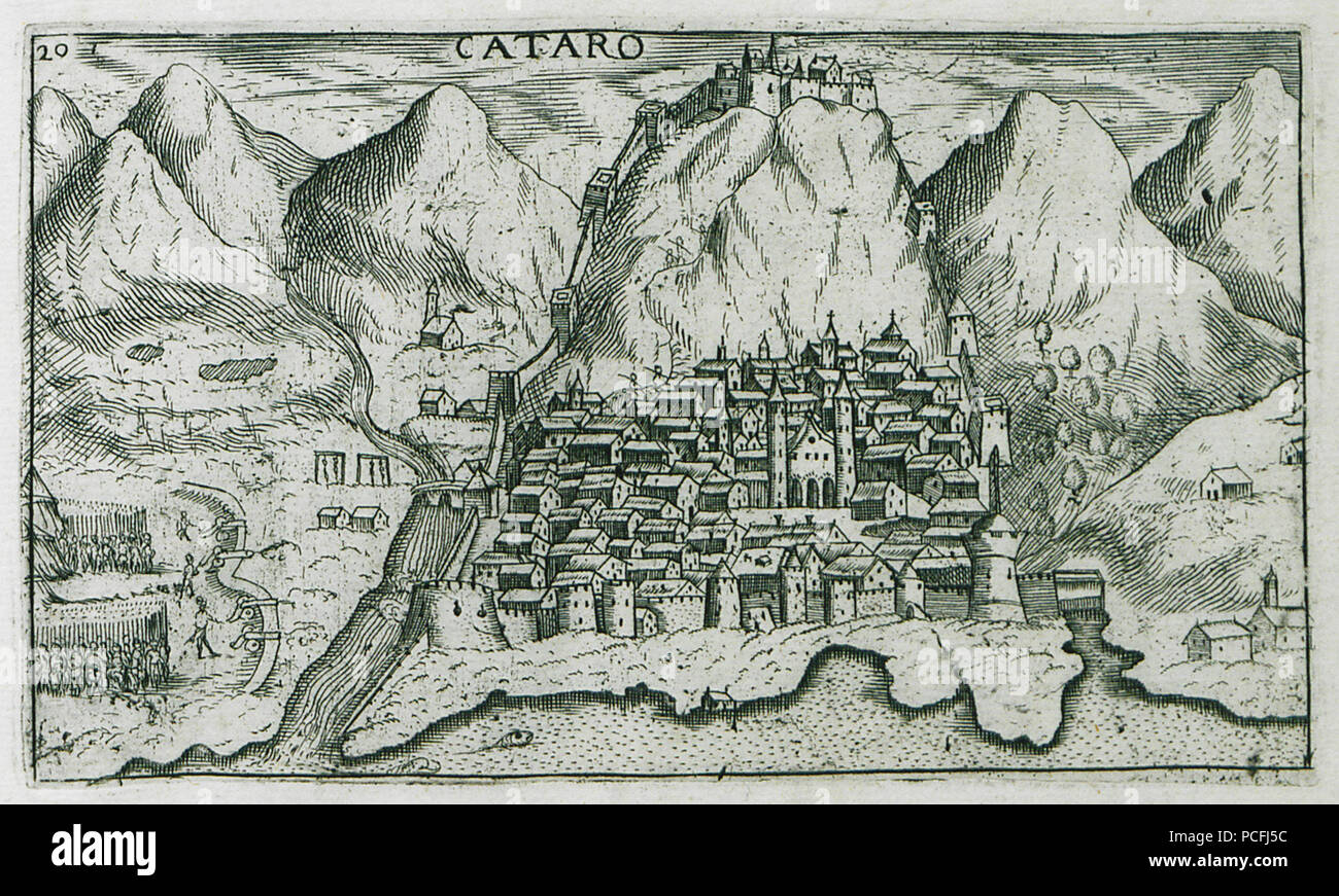 Cátaro hi-res stock photography and images - Alamy