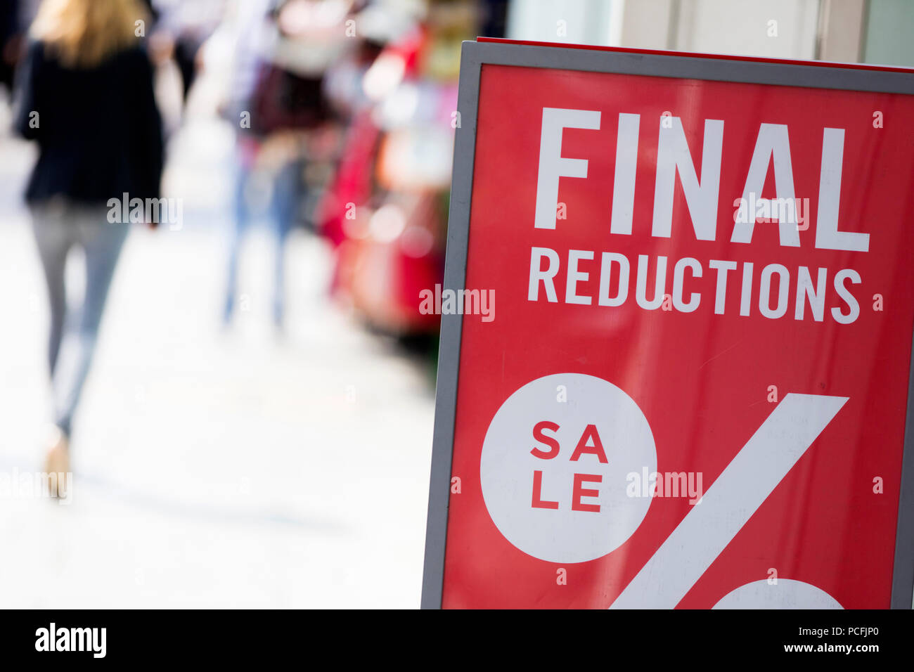 Final reduction hi-res stock photography and images - Alamy
