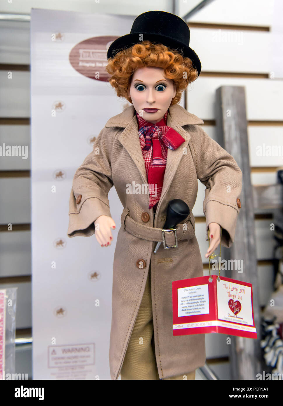 The lucy show lucille ball hi-res stock photography and images - Alamy