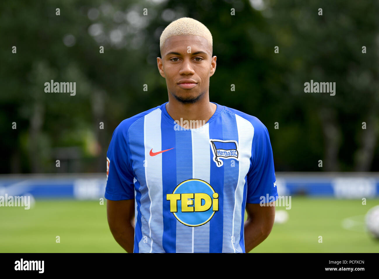 Sidney friede hi-res stock photography and images - Alamy