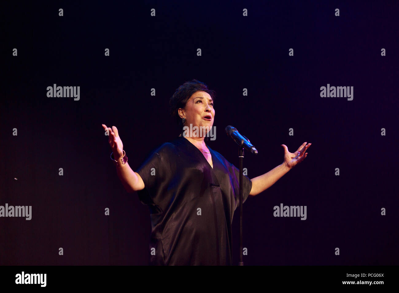 Ria jones hi-res stock photography and images - Alamy