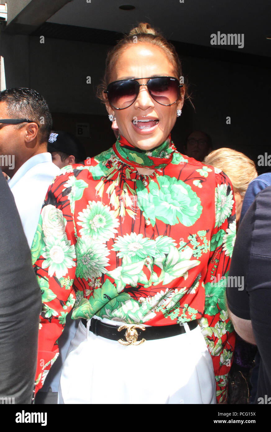 Jennifer lopez leaving hi-res stock photography and images - Alamy