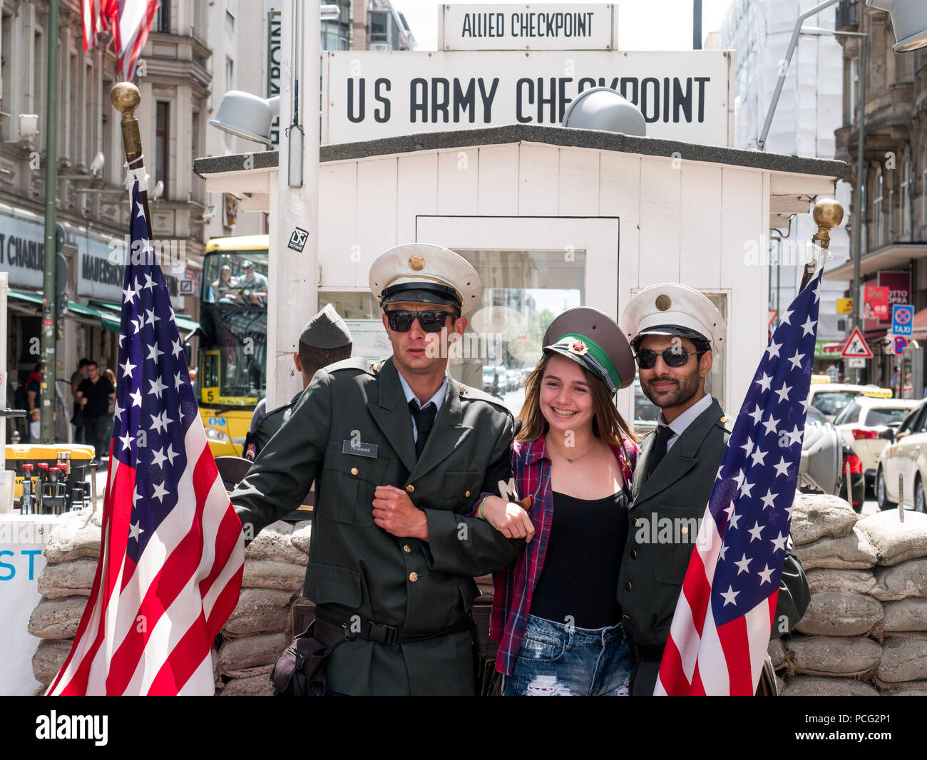 Checkpoint charlie 1989 hi-res stock photography and images - Alamy