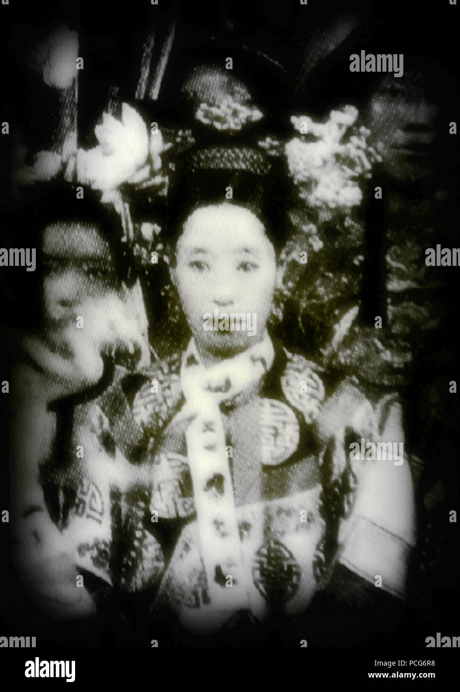 107 C Early Photograph of Empress Longyu Stock Photo - Alamy