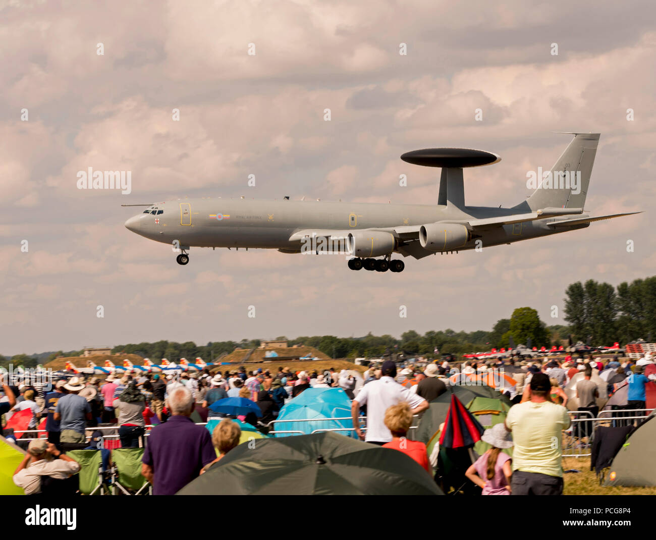 Boeing 707 engines hi-res stock photography and images - Alamy