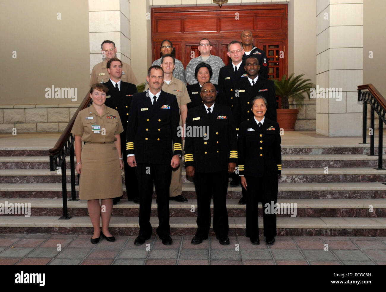 U.S. service members pose for a Stock Photo - Alamy