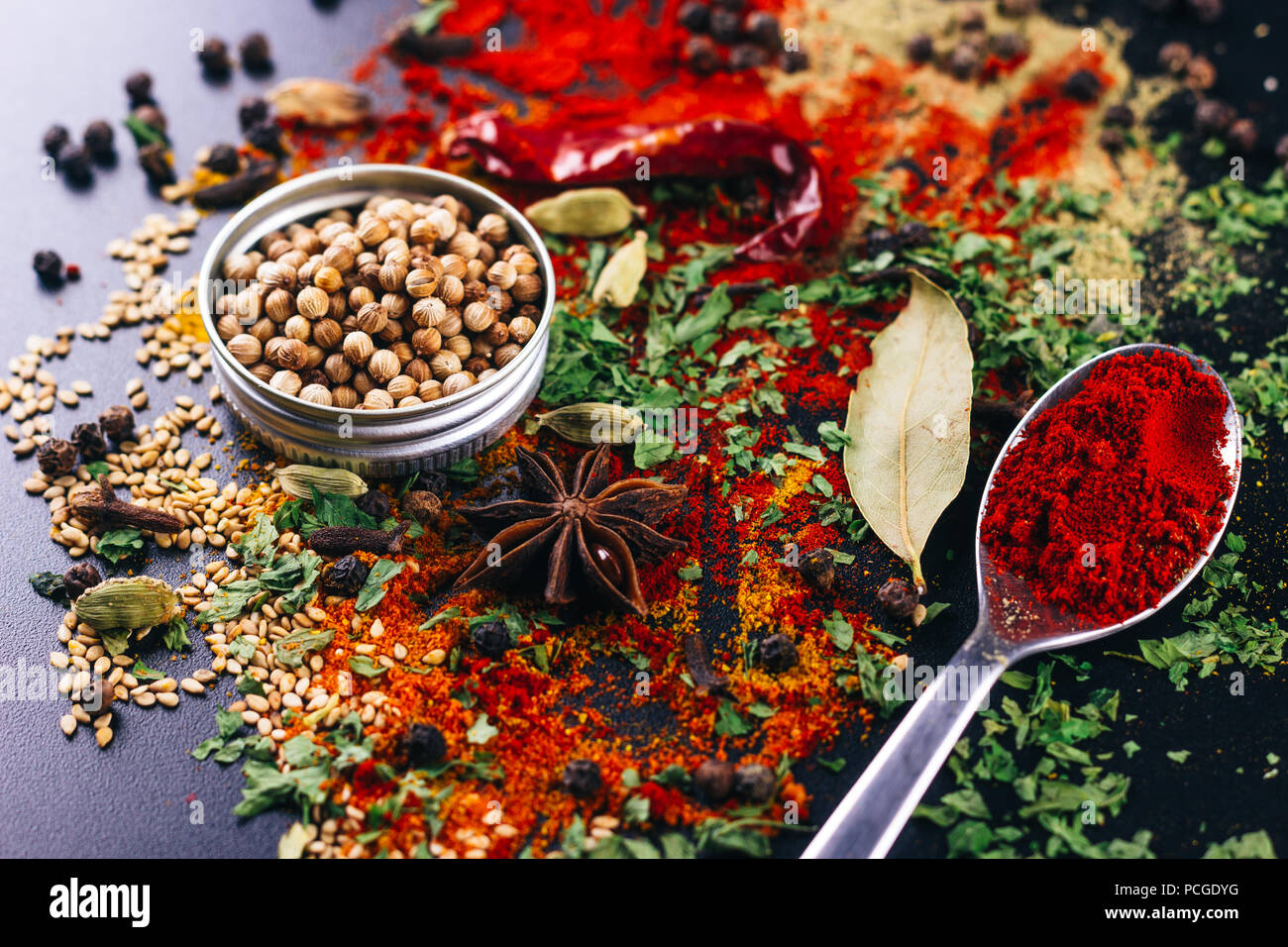 Indian cooking hi-res stock photography and images - Alamy