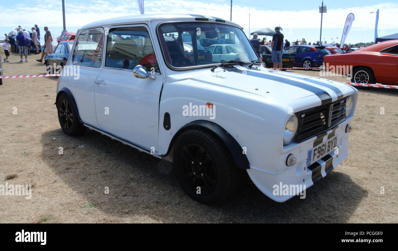 F reg Rover Mini parked up on display at the English Riviera classic ...