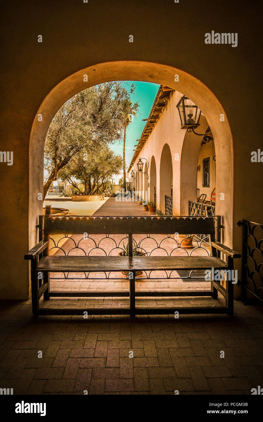 Adobe mexicano hi-res stock photography and images - Alamy