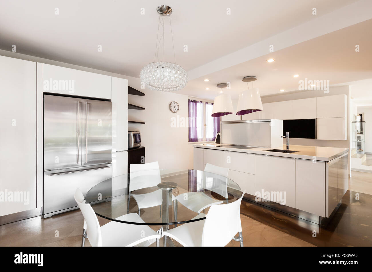 Interior house hi-res stock photography and images - Alamy