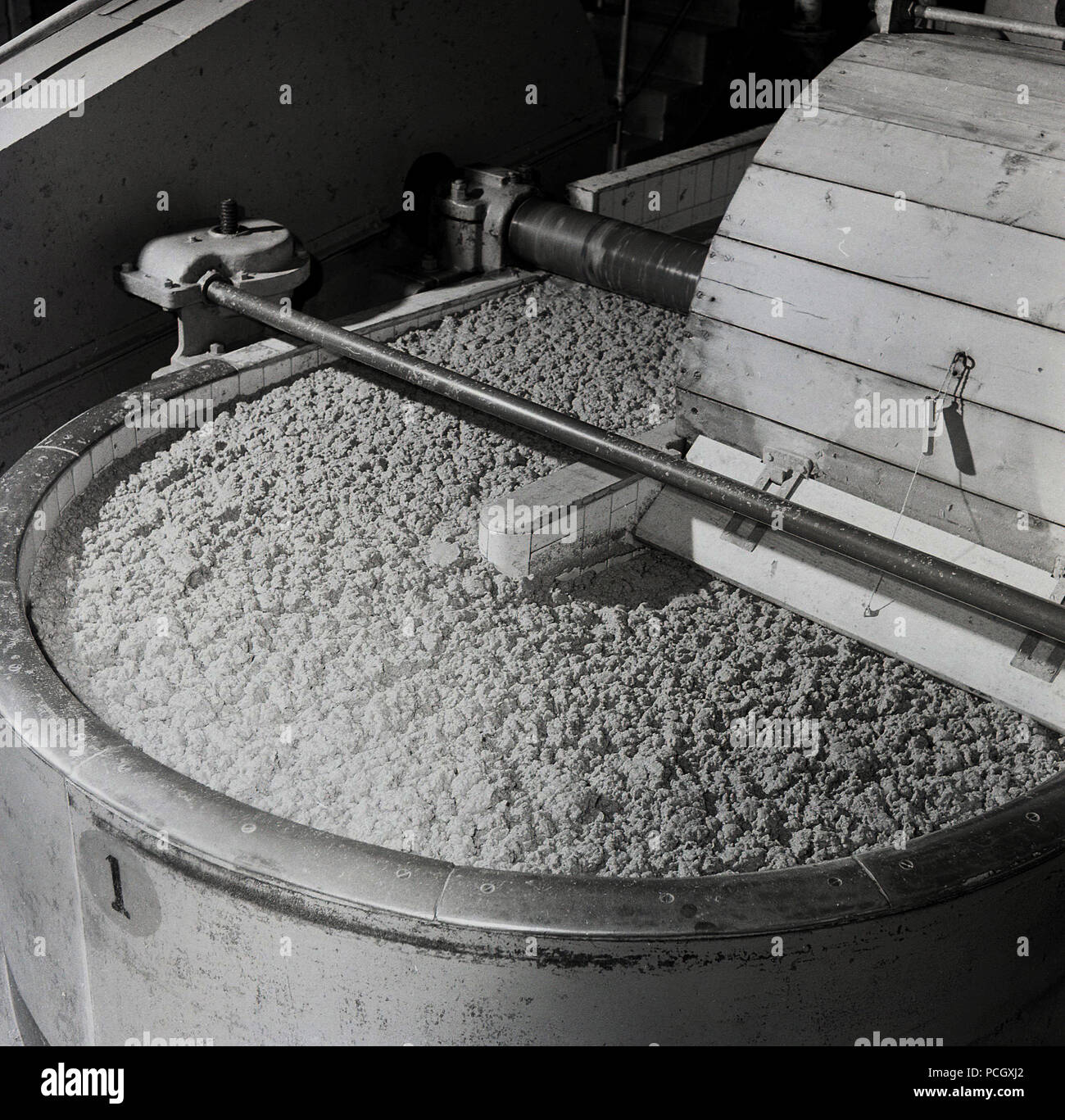 Historical Paper Mill High Resolution Stock Photography and Images - Alamy