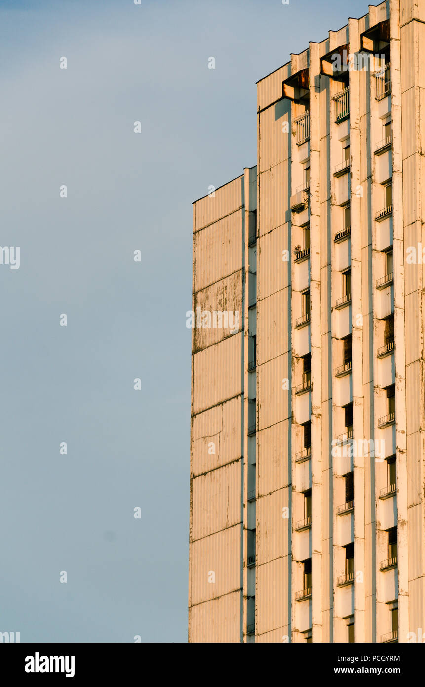 Geometry and buildings hi-res stock photography and images - Alamy