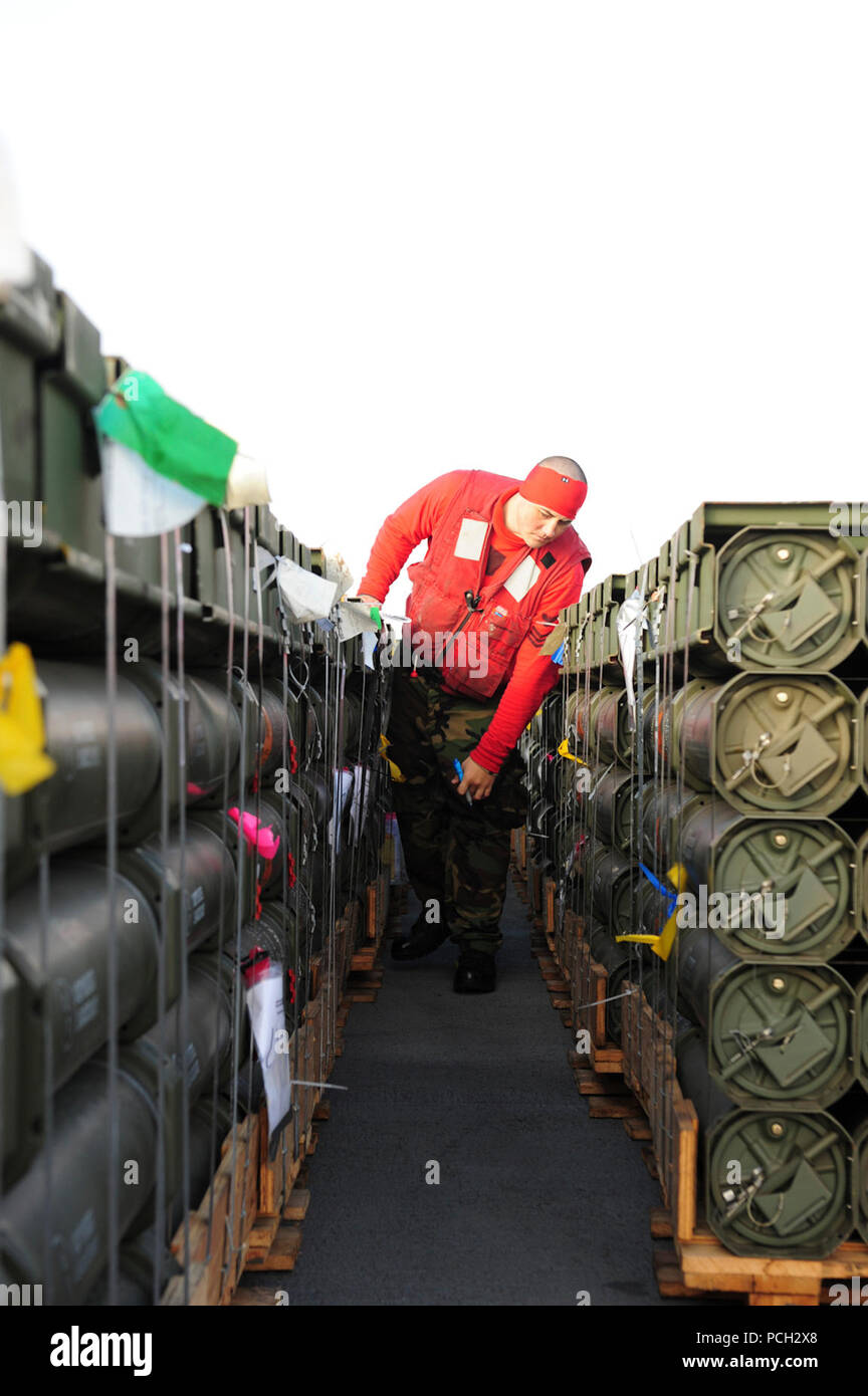 PACIFIC OCEAN (Dec. 3, 2012) A Sailor aboard the amphibious assault ...