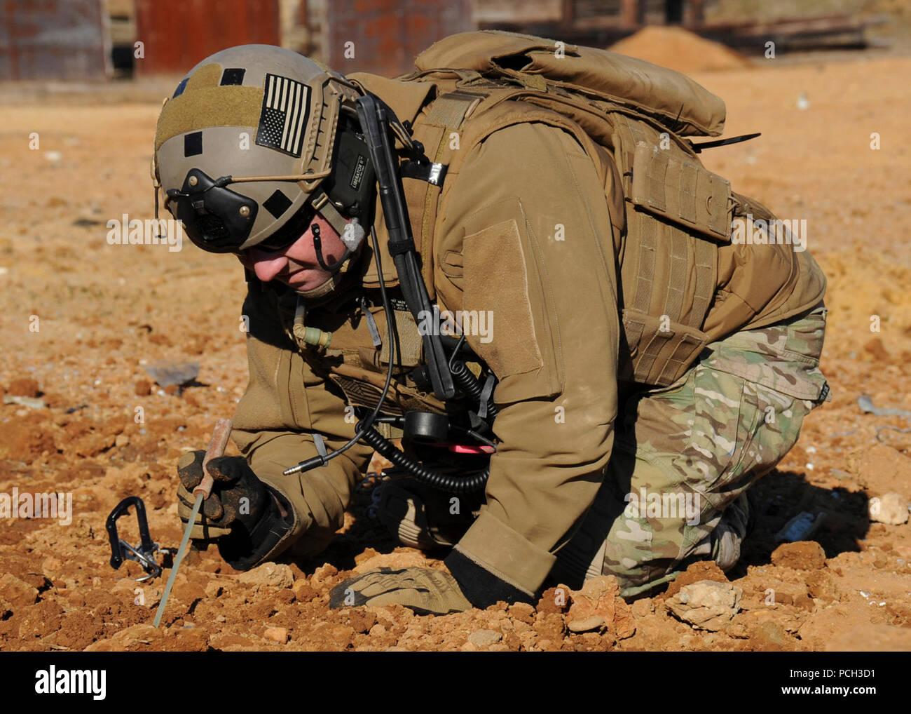 Explosive ordnance disposal platoon hi-res stock photography and images ...